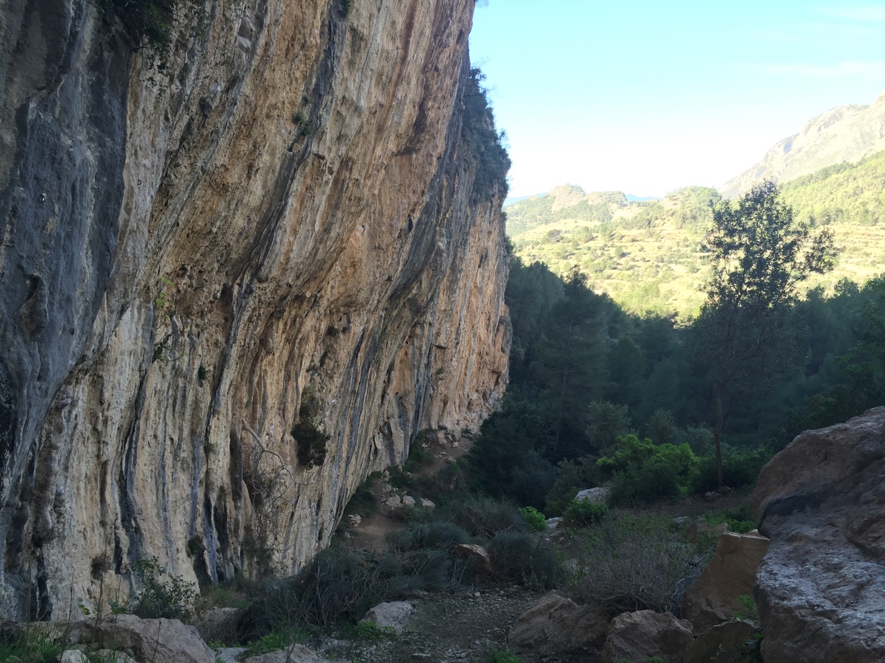 The ever-expanding circle of climbing friends | Rock Climbing Women